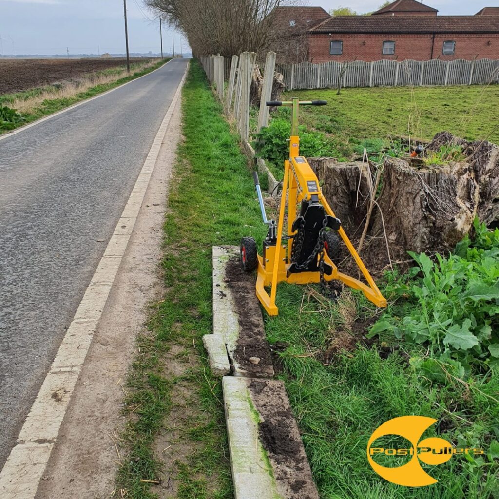 Fence Master | Fence Post Removal | Postpullers